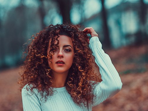 Guide to Curl Painting and Pintura Technique - Garnier