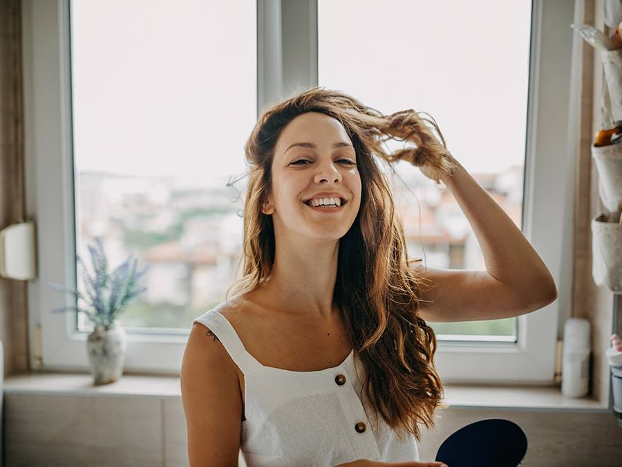 How to Care for and Strengthen Fragile Weak Hair - Garnier