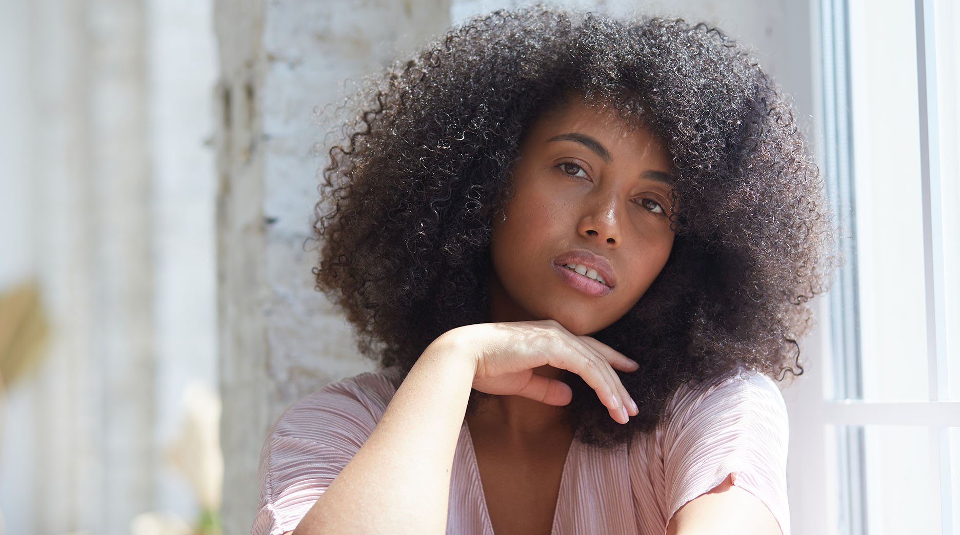 The Ultimate Tips for Controlling Frizzy Hair Garnier