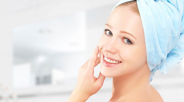 The 3 Different Types of Facial Cleansers for Dry Skin - Garnier