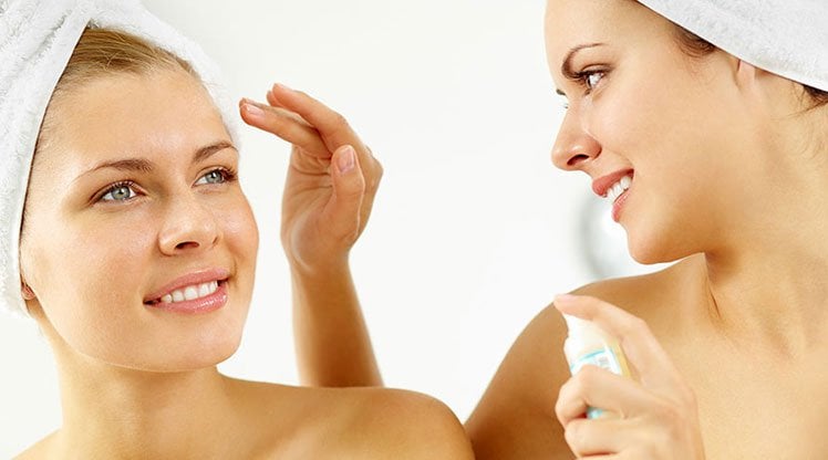 5 Surprising Ways for How To Apply Moisturizer - Garnier