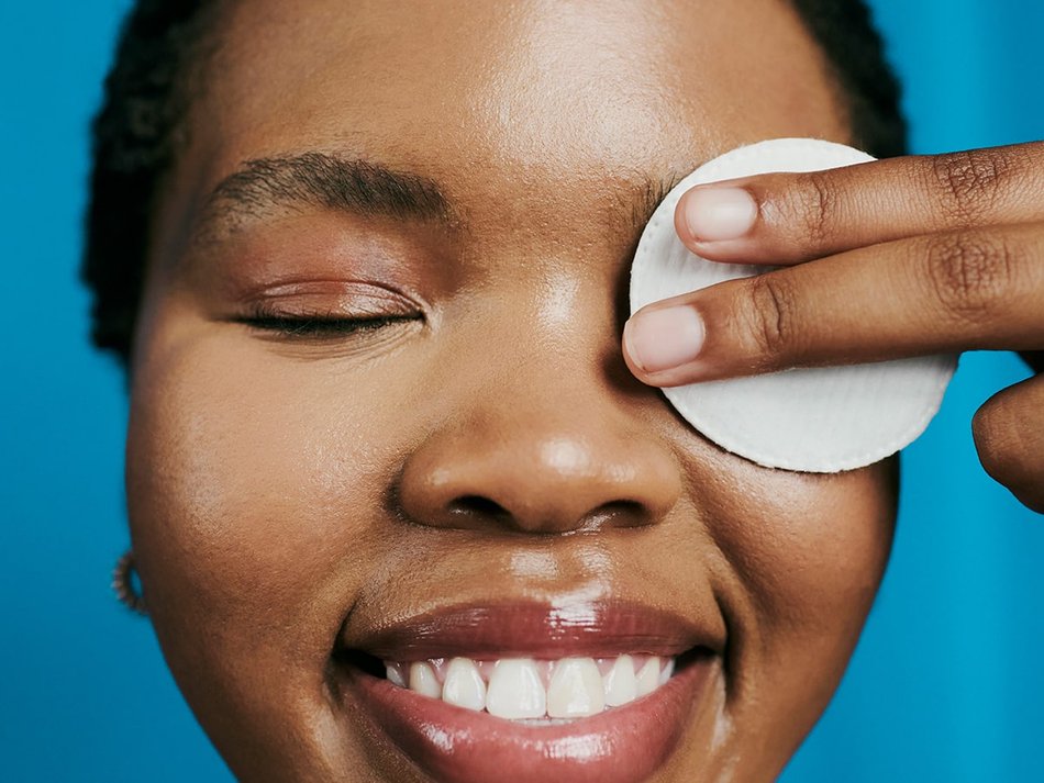 Benefits of Oily Skin: 5 Surprising Advantages | Garnier