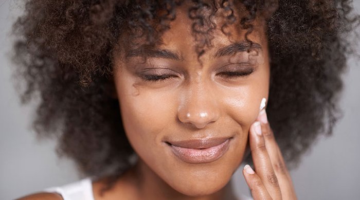 Step by Step Face Cleaning: Essential Face Cleansing Steps | Garnier