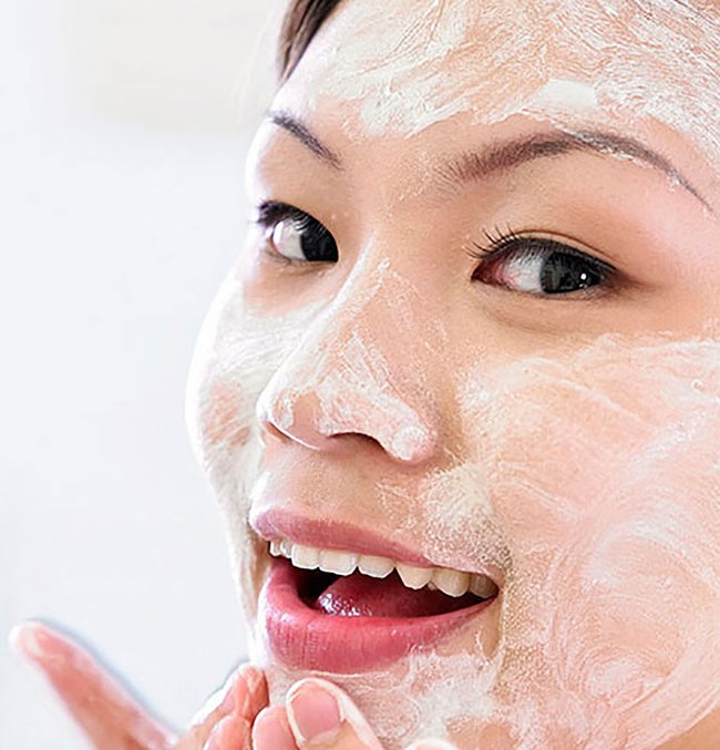 Types of Facial Cleansers: Benefits & How to Use - Garnier