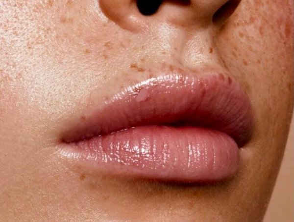 What is clean girl makeup - How to get the look - Garnier