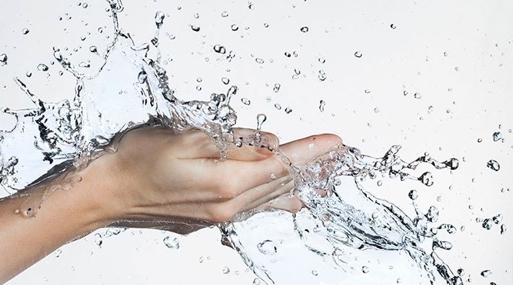 All About Micellar Cleansing Water – Skin Care – Garnier