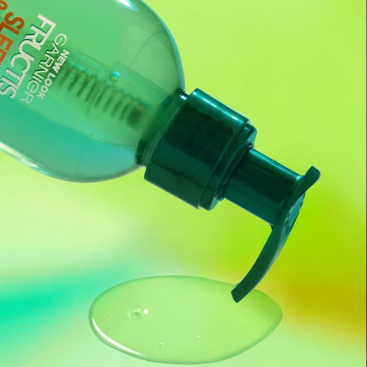 Fructis Sleek and Shine Anti-Frizz Serum for total control - Garnier